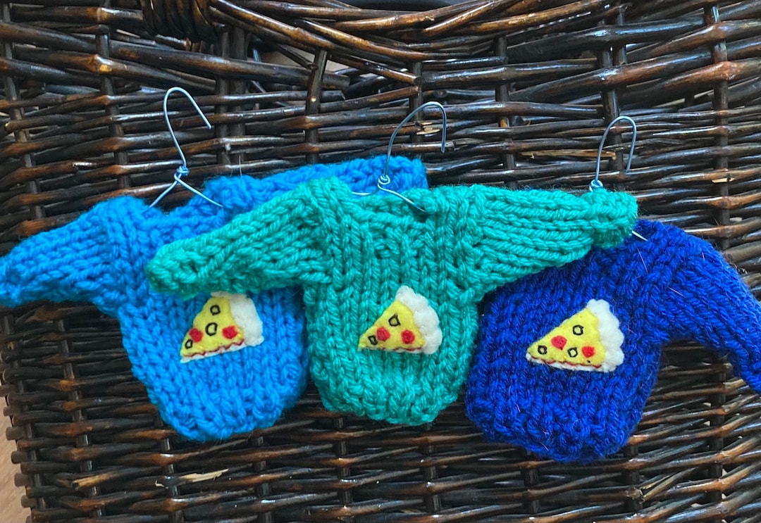 Custom Pizza Ornament, Hand-knit Mini Sweater Ornament W Slice of Pizza ...