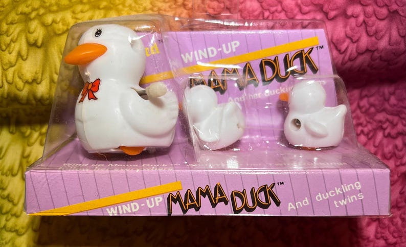 Mamma Duck Wind up Toy - Etsy
