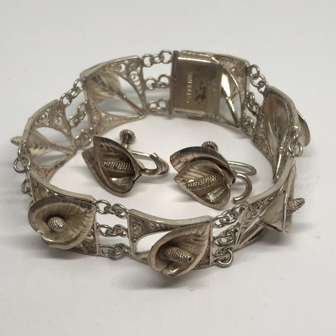 Sterling Silver Lily Bracelet and Lily Screwback Earrings Vintage ...