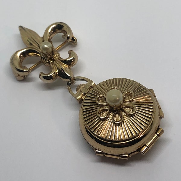 Vintage Coro Locket - Etsy