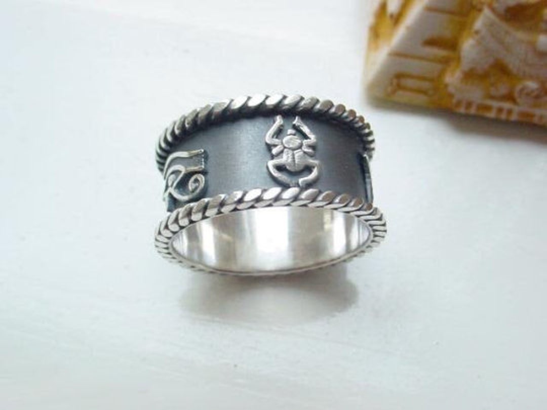 Cartouche Ring With Rob Edges, Get Your Name in Ancient Egyptian ...