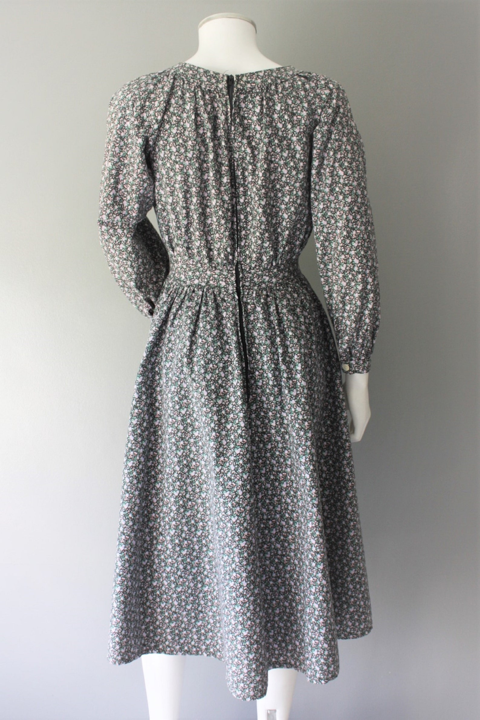 Pretty LAURA ASHLEY Cotton Dress Ditsy FLORAL Lilac and Green - Etsy UK