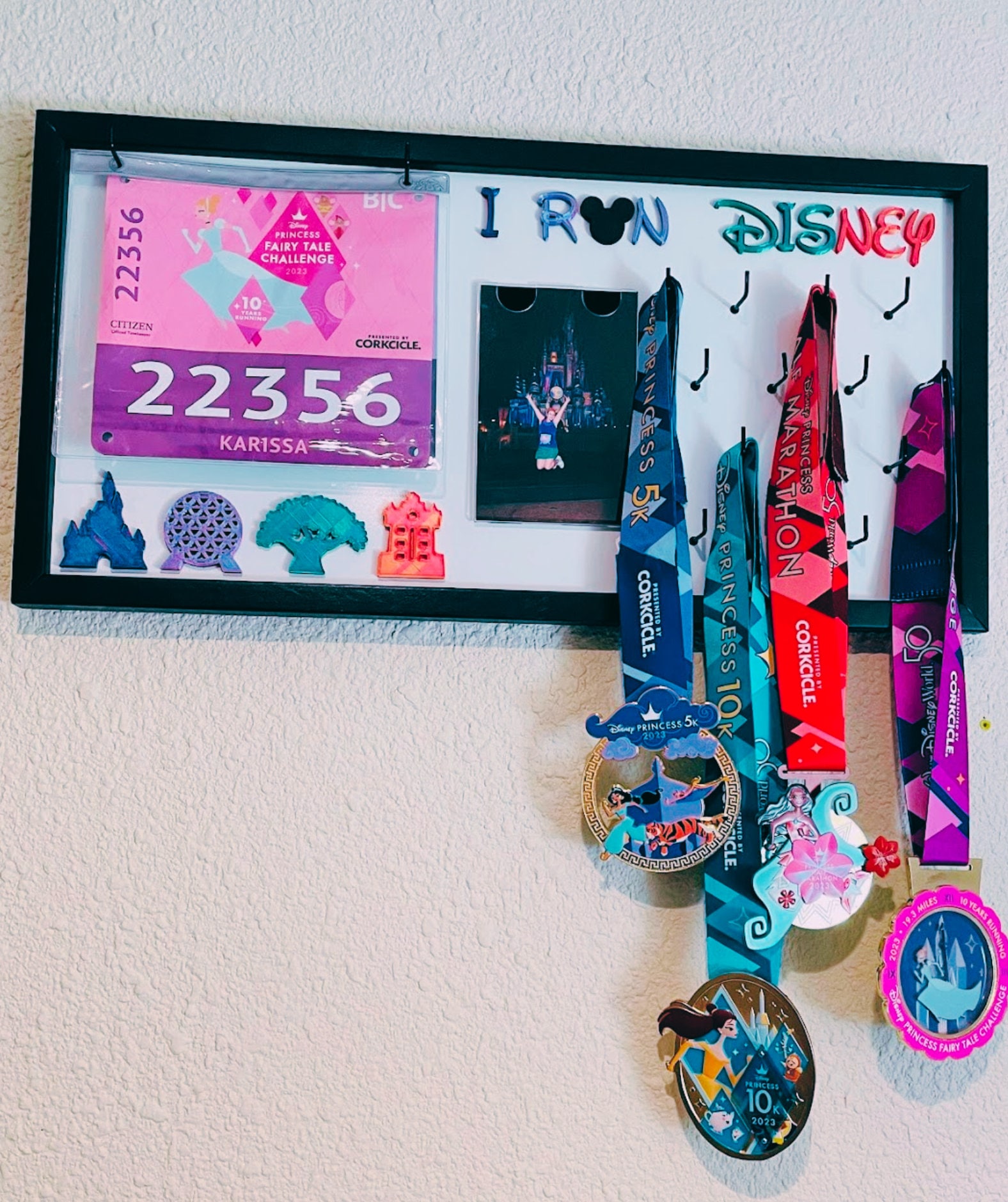 Medal Hanger for Wall With 3D Park Shapes and Space for Rundisney Bibs ...