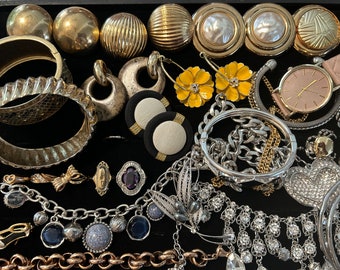 Vintage Jewelry Sets - Etsy