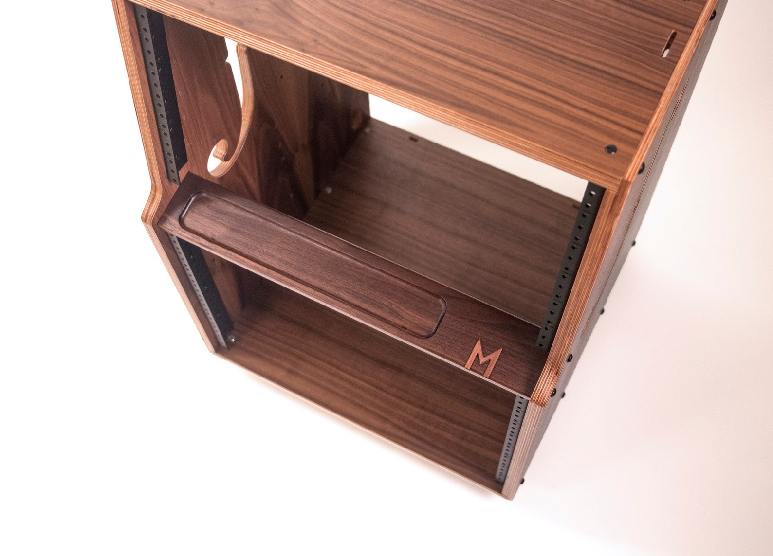 Walnut 14U Studio Production Rack – the Comrade - Ventilated Audio ...
