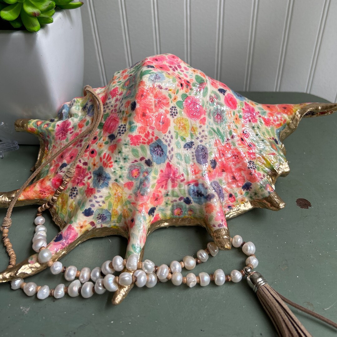 Large Hand Decorated Floral Decoupage Spider Conch Shell Gift Display ...