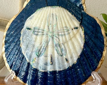 A Message in A Hand Decorated Decoupaged Scallop Shell Gift Display ...