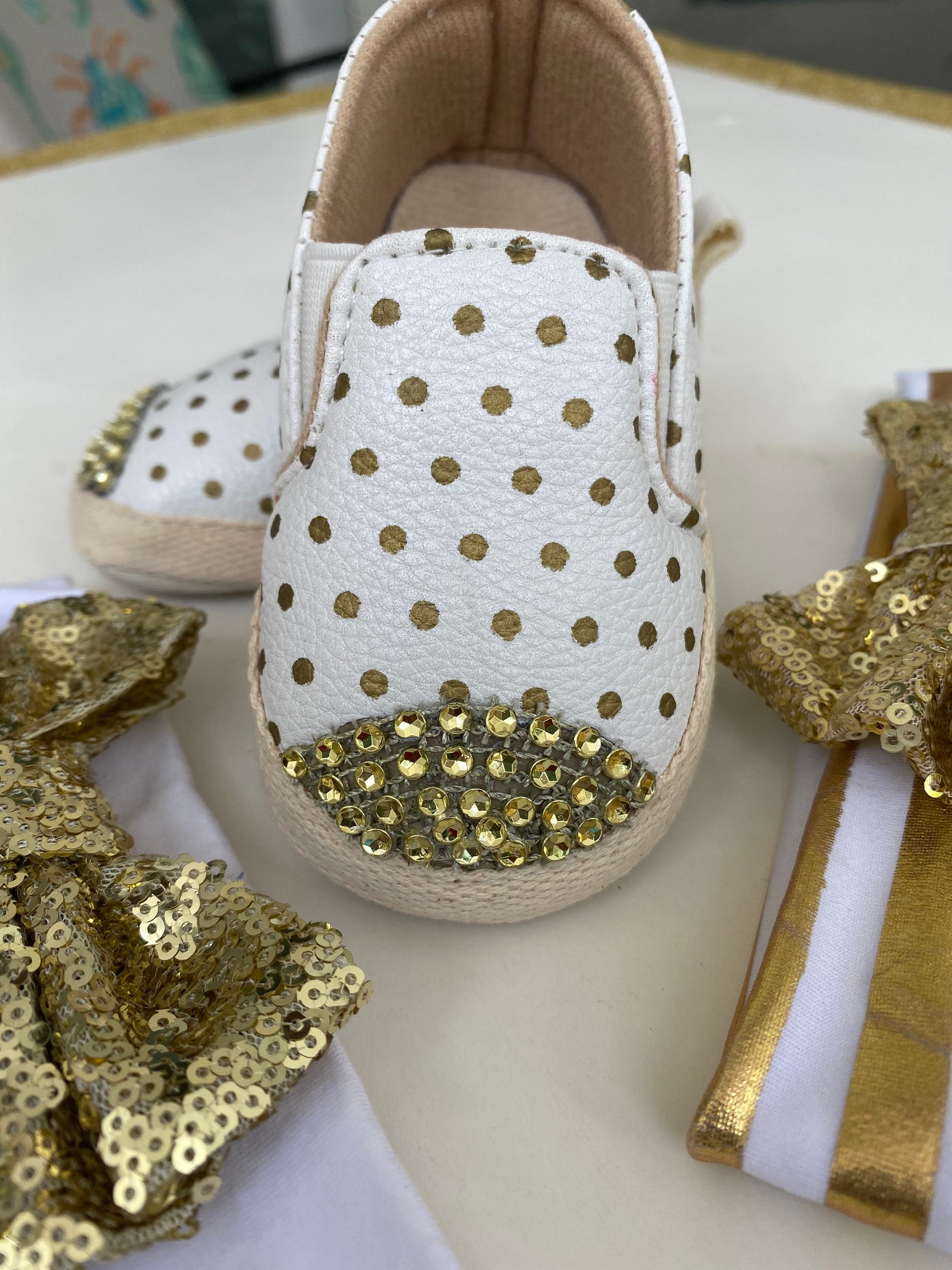 White and Gold Baby Shoe White Baby Shoe White Girl Shoe - Etsy