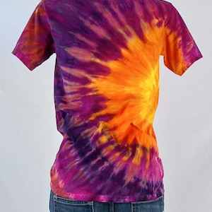 Hand Dyed Short Sleeve T-shirt / Tye Dye T-shirt / Unisex Tie Dyed Tee ...