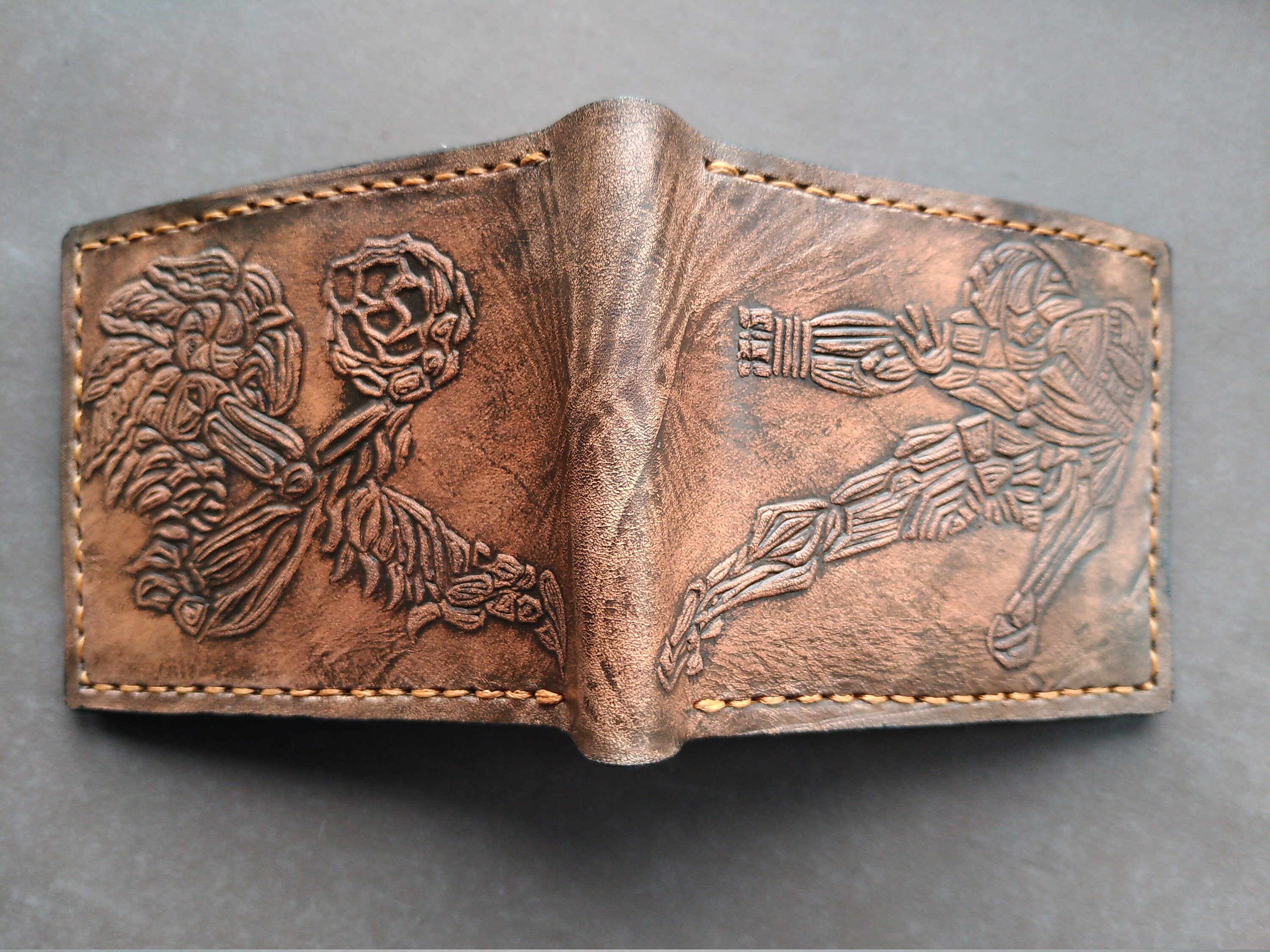 Samus and Ancient Chozo Brown Leather Bifold Wallet - Etsy