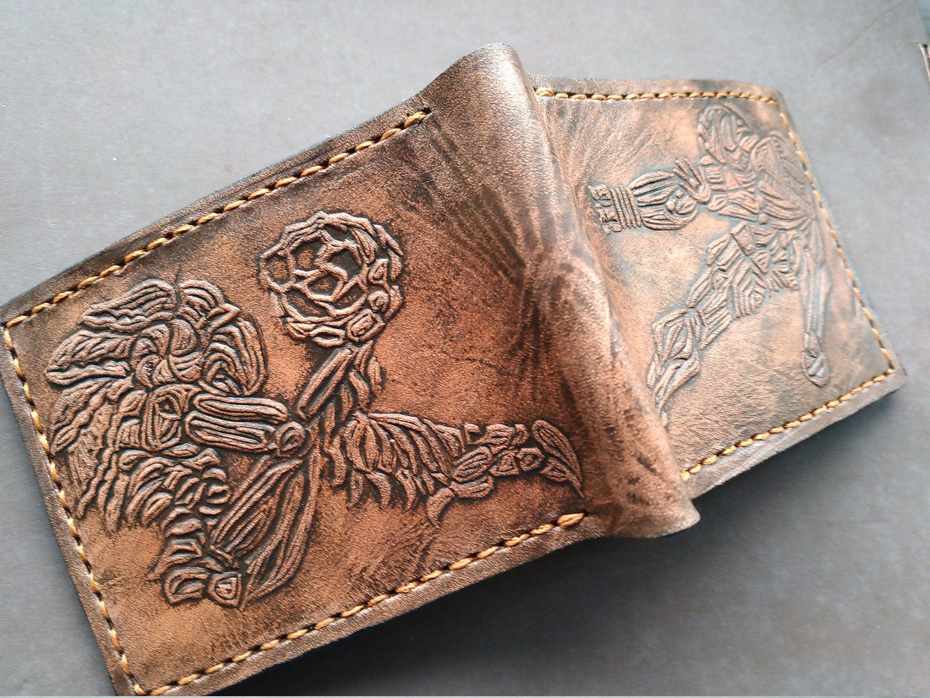 Samus and Ancient Chozo - Brown- Leather Bifold Wallet - Handcrafted ...