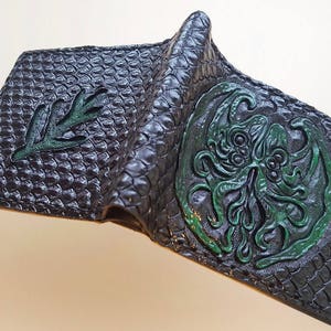 Cthulhu Emblem - Scaled - Leather Wallet. - Etsy