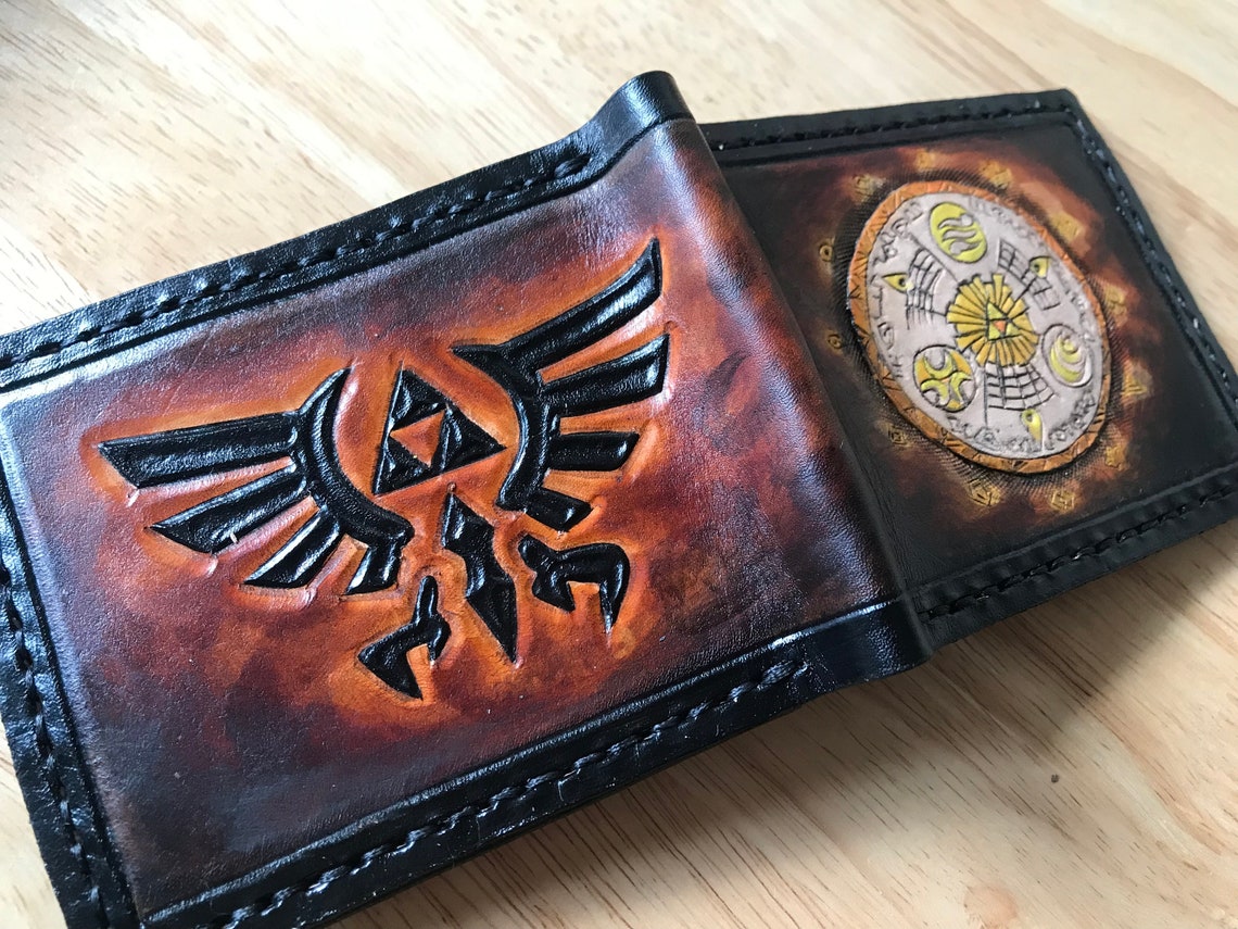 Hyrule Historia Leather Wallet Leather Bifold Wallet Geek - Etsy