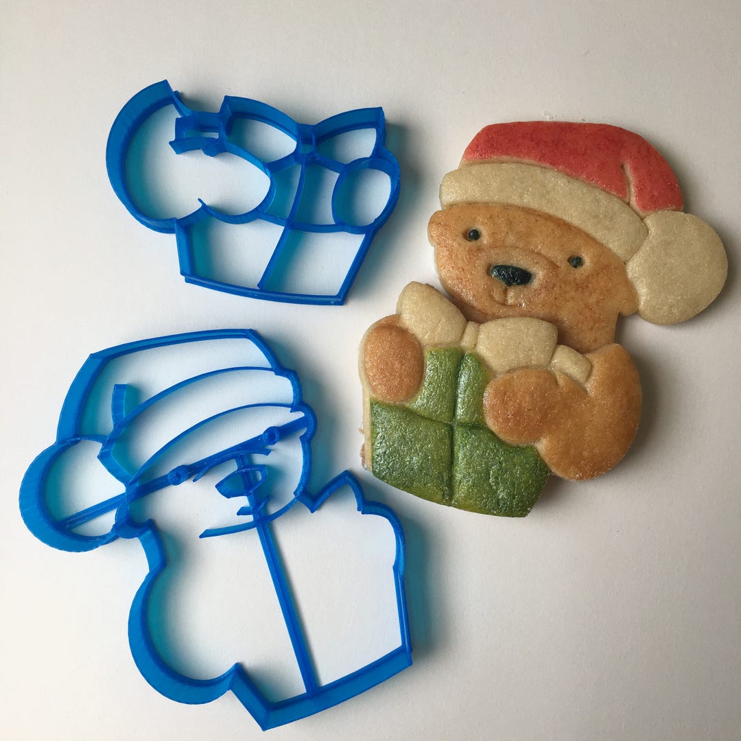 Christmas Cookie Cutter Set - Santa Bear With Gift - Etsy