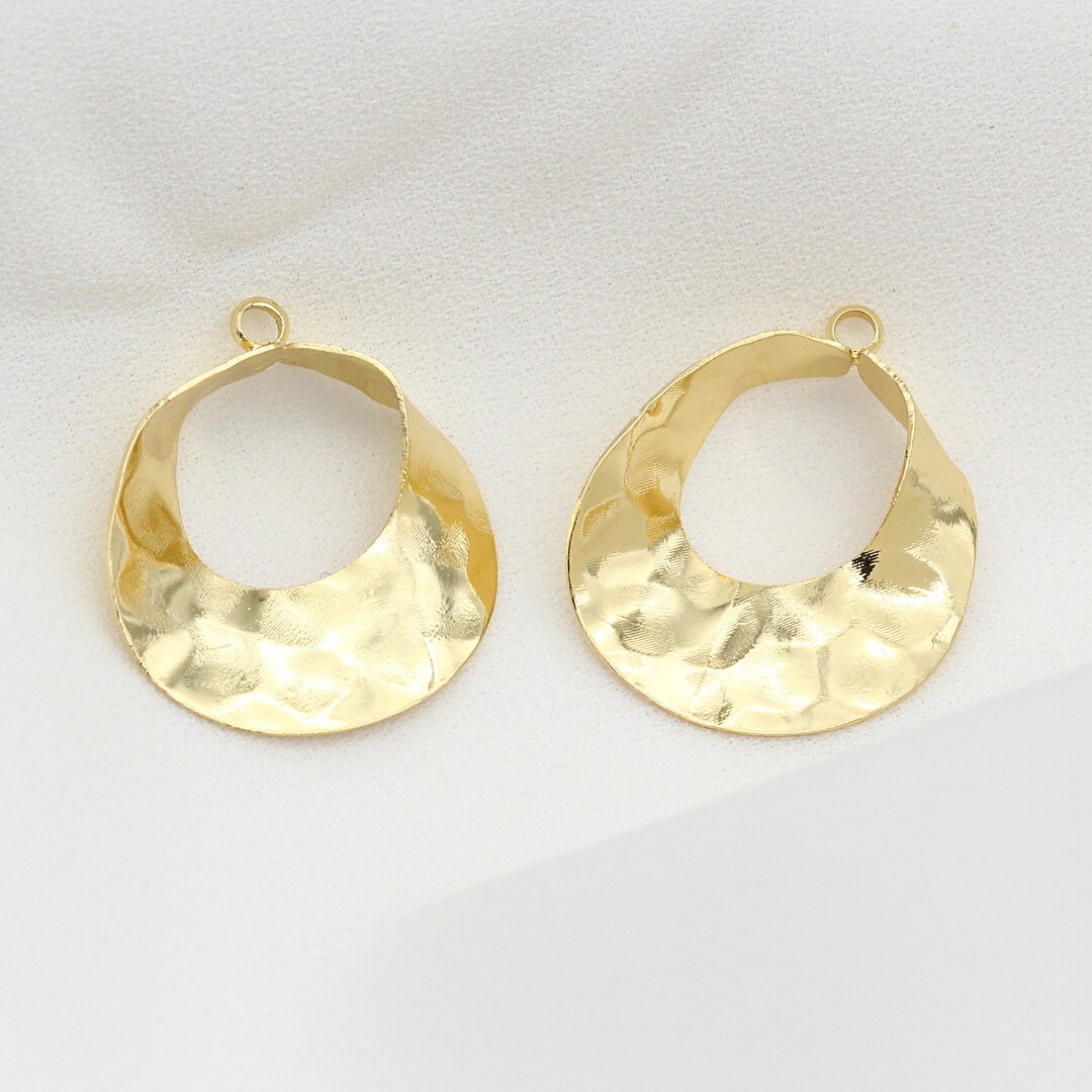 10 Tiny Hammered Pattern Circle Charm Pendant Dainty 14K GF Delicate ...