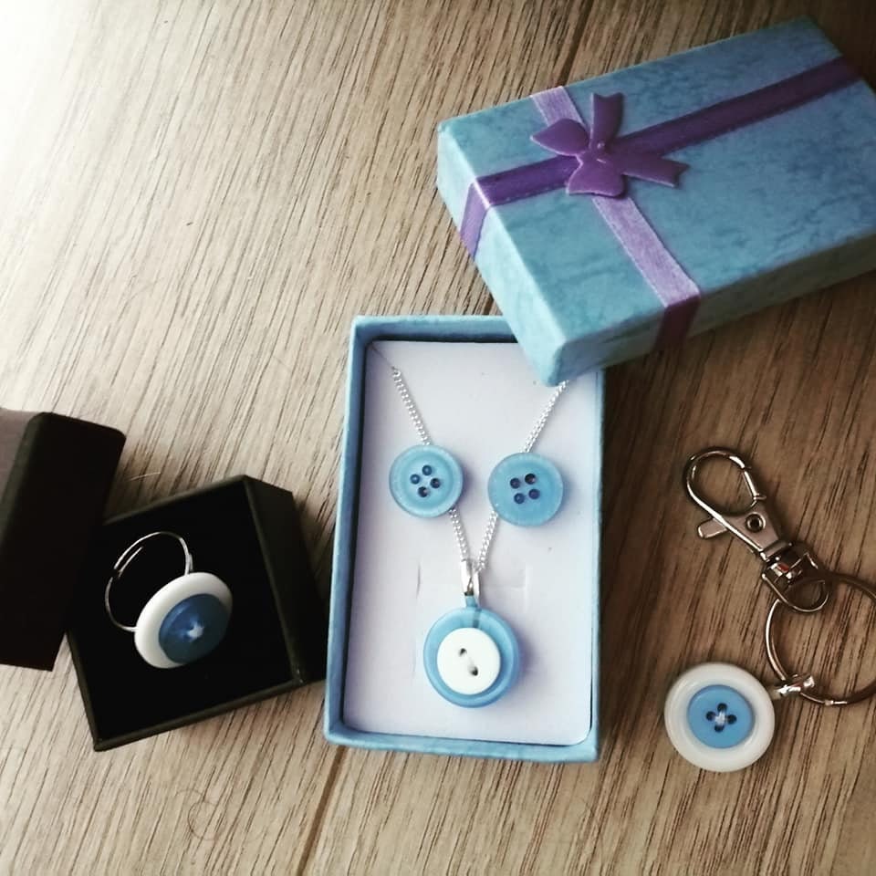 Handmade Button Jewellery - Etsy