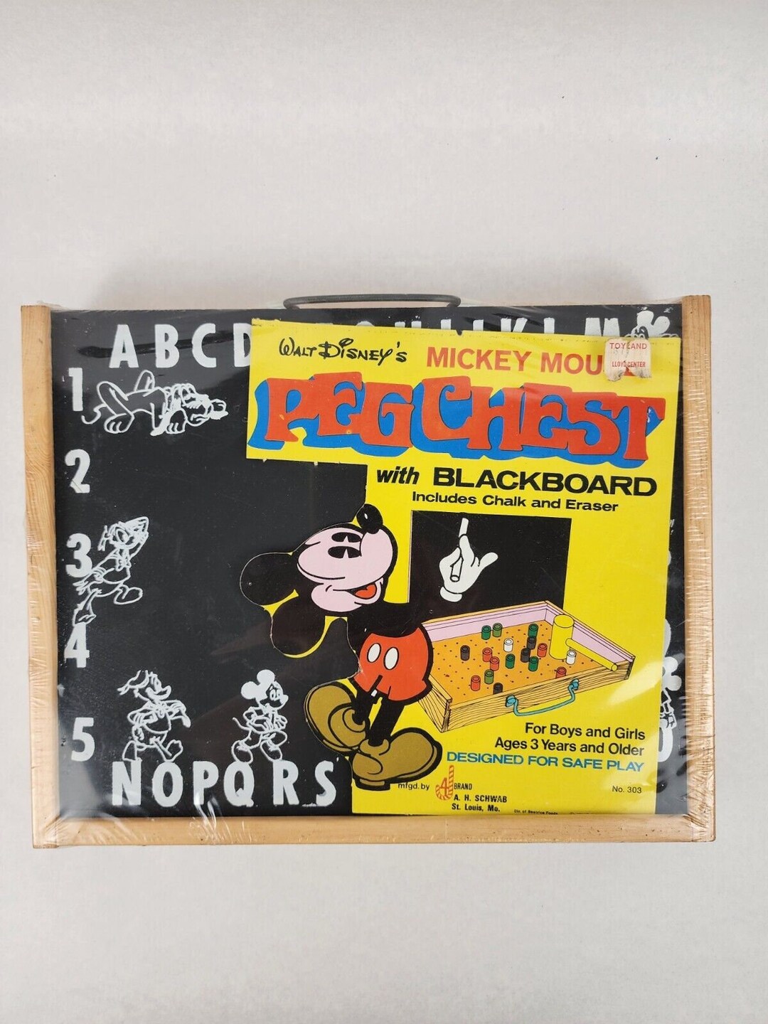 Walt Disney's Mickey Mouse Peg Chest With Blackboard Includes Chalk and ...