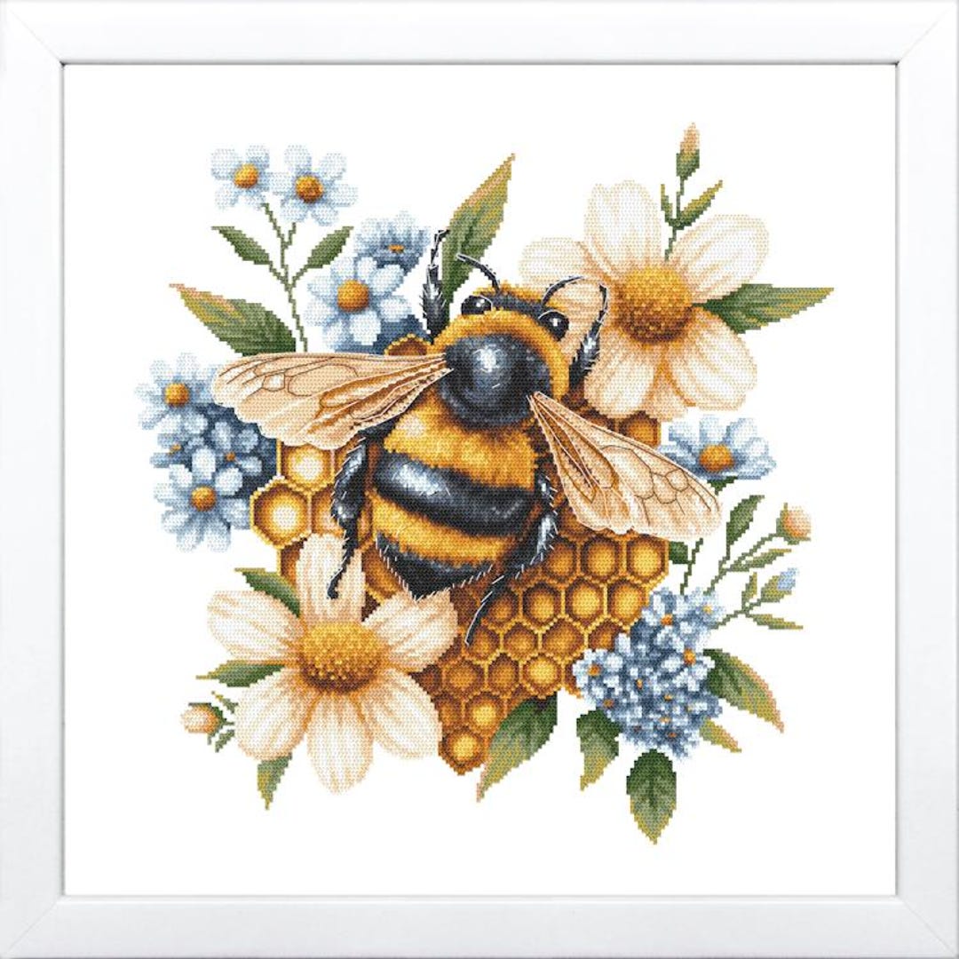 Bee Cross Stitch Pattern PDF - Bee on Honeycomb, Pdf, .hks - Smartphone ...