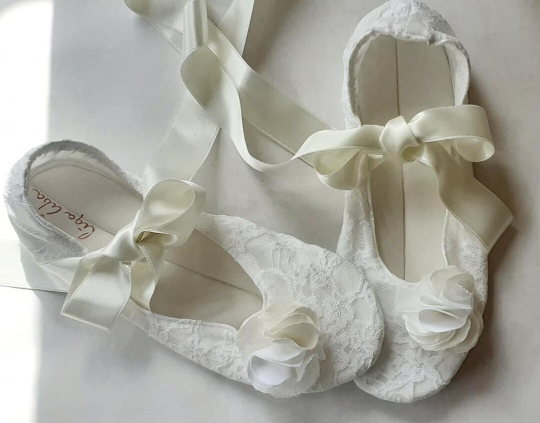 Fine White Lace Wedding Flats With Removable Satin Ribbons and Handmade ...