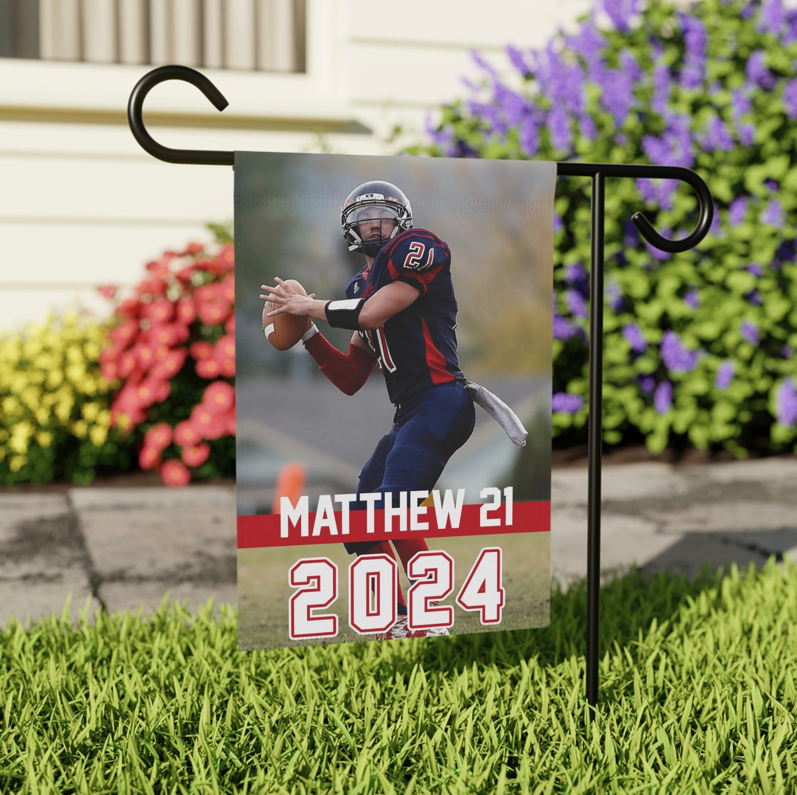 Senior Football Garden Flag, Sports Senior Yard Flag, Personalized 2026 ...