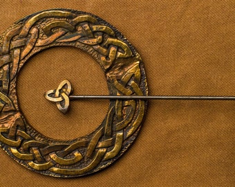 Celtic Pin Brooch large Round R-15 - Etsy