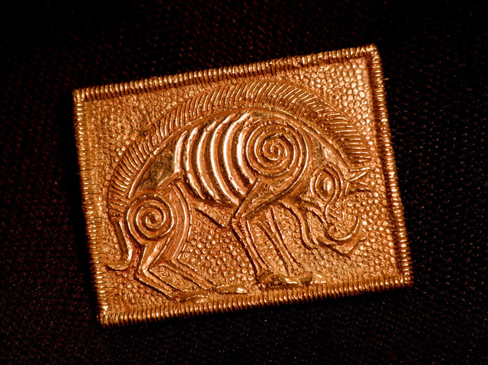 Helm Plaque - Boar - PV29 - Etsy