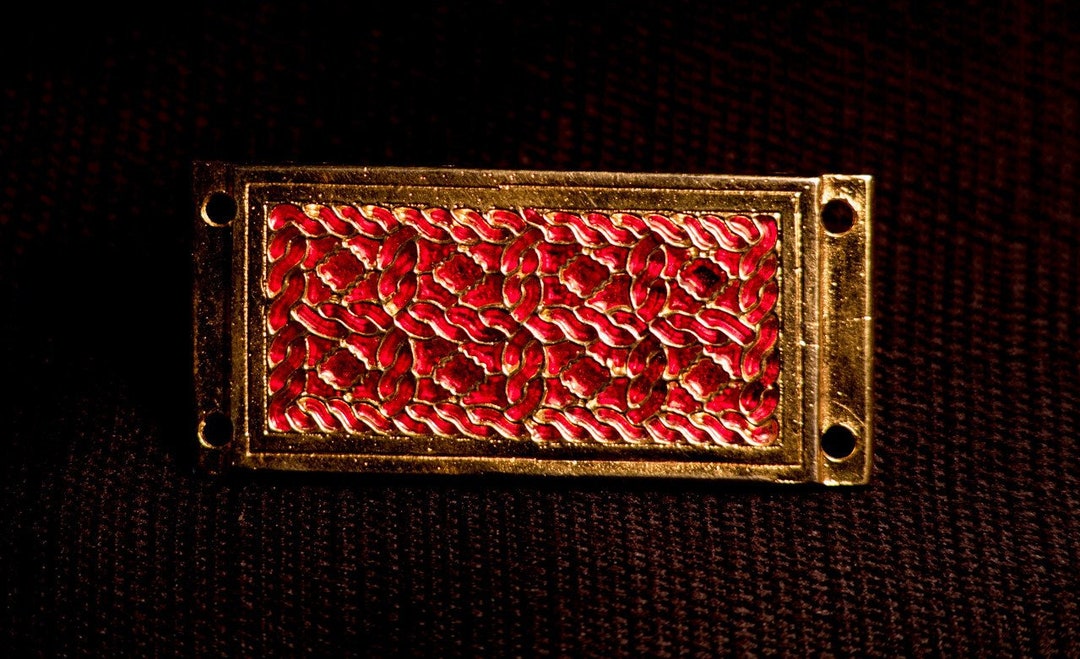 Sutton Hoo Belt Mount - S-18 - Etsy
