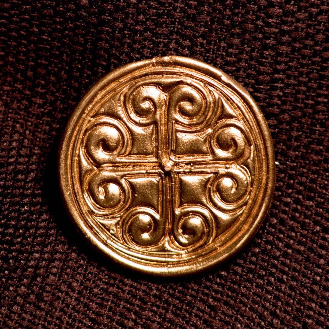 Saxon Round Brooch - Pair - SB05 - Etsy
