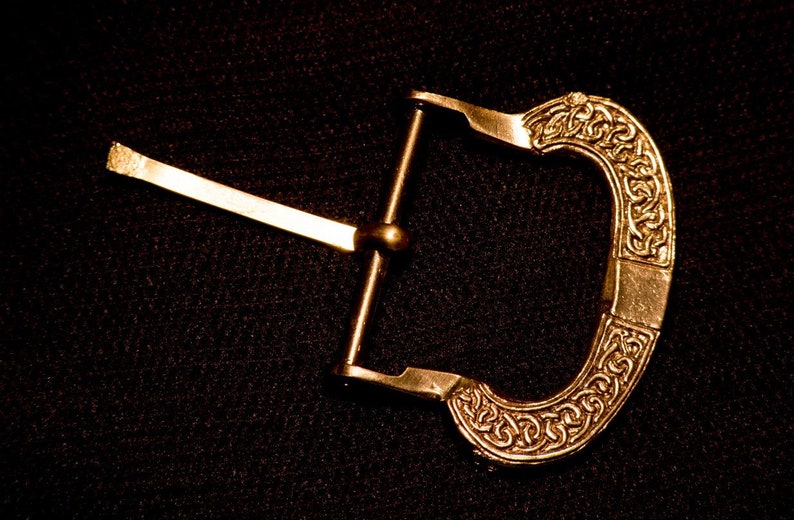 Saxon Belt Buckle With Knots (D Style) - B-23 - Etsy