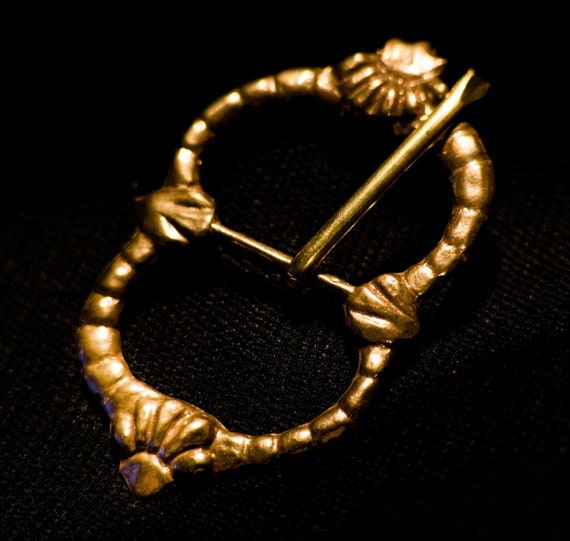 16th Century Double Oval Belt Buckle With Flower Z-79 | Etsy