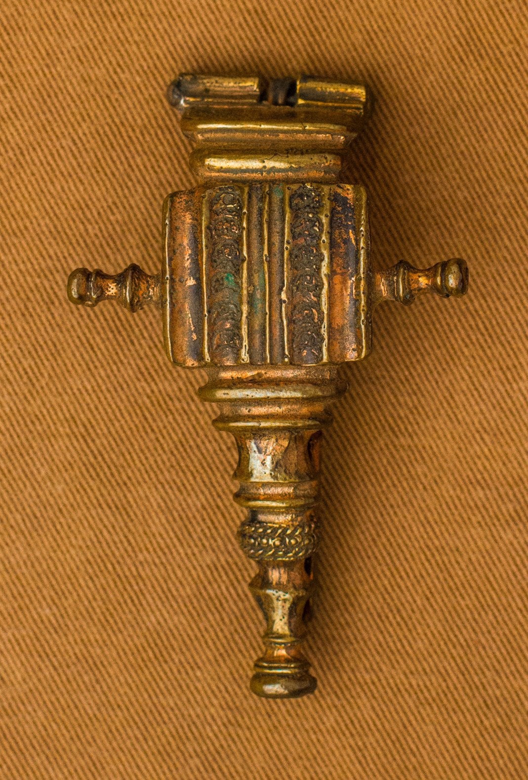 Broche Lazo Romano con líneas - TB17 - Etsy España