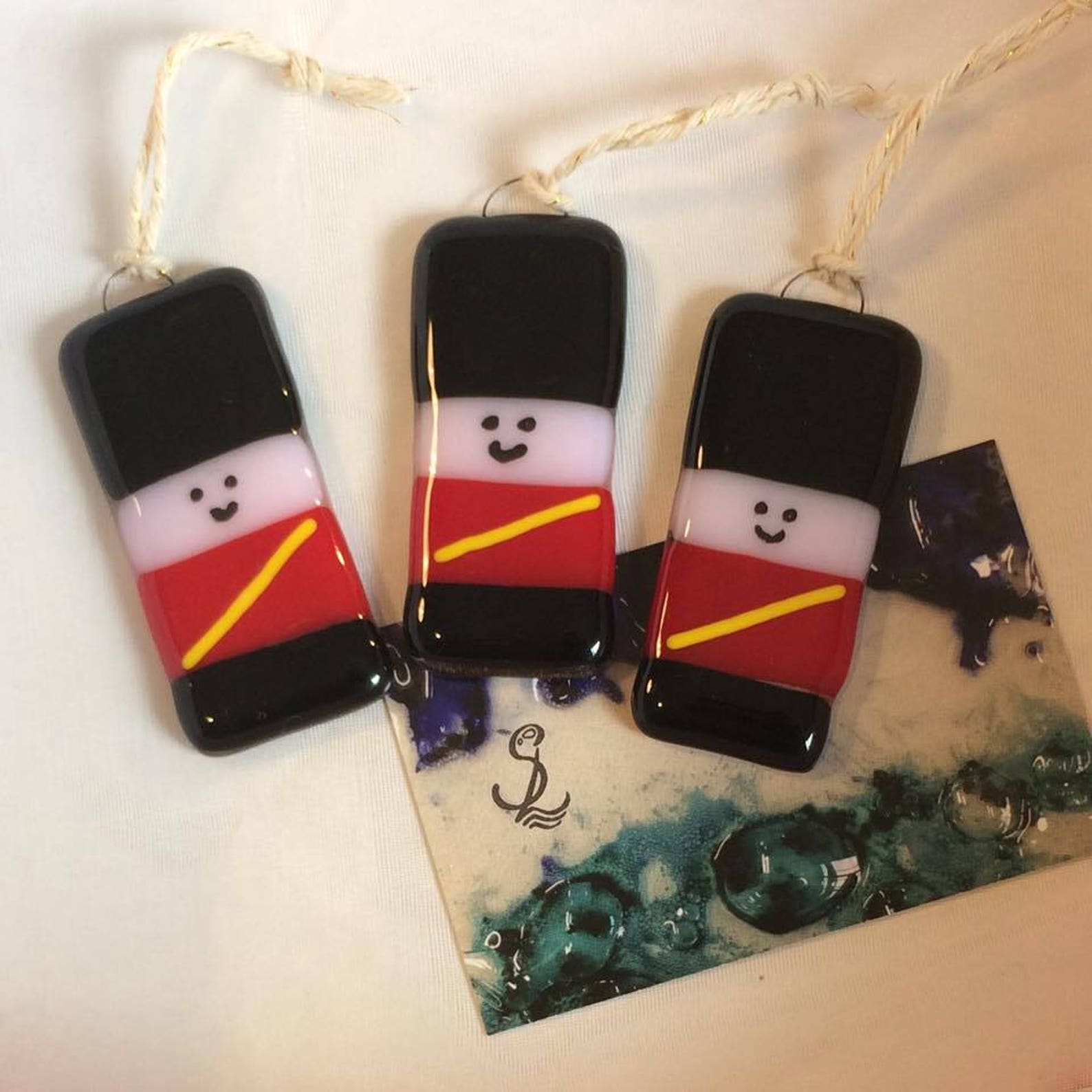 1 Cute Soldier Royal Guardsman Fused Glass Handmade Christmas - Etsy