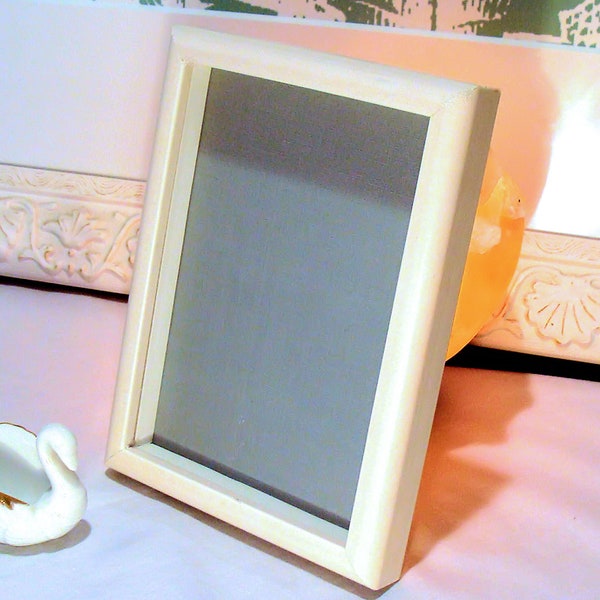 Shadow Box Necklace - Etsy