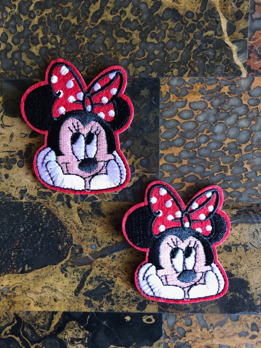 10 PACK Blushing Minnie Mouse Red Bow Embroidered Iron on Sew on Patch ...