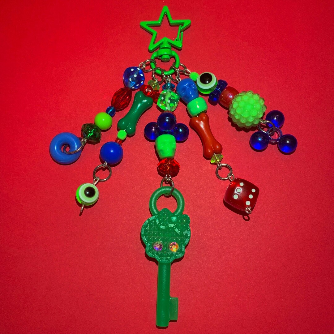 Monster High Doll Ghoulia Inspired Keychain, Skeketon Key Skullette ...