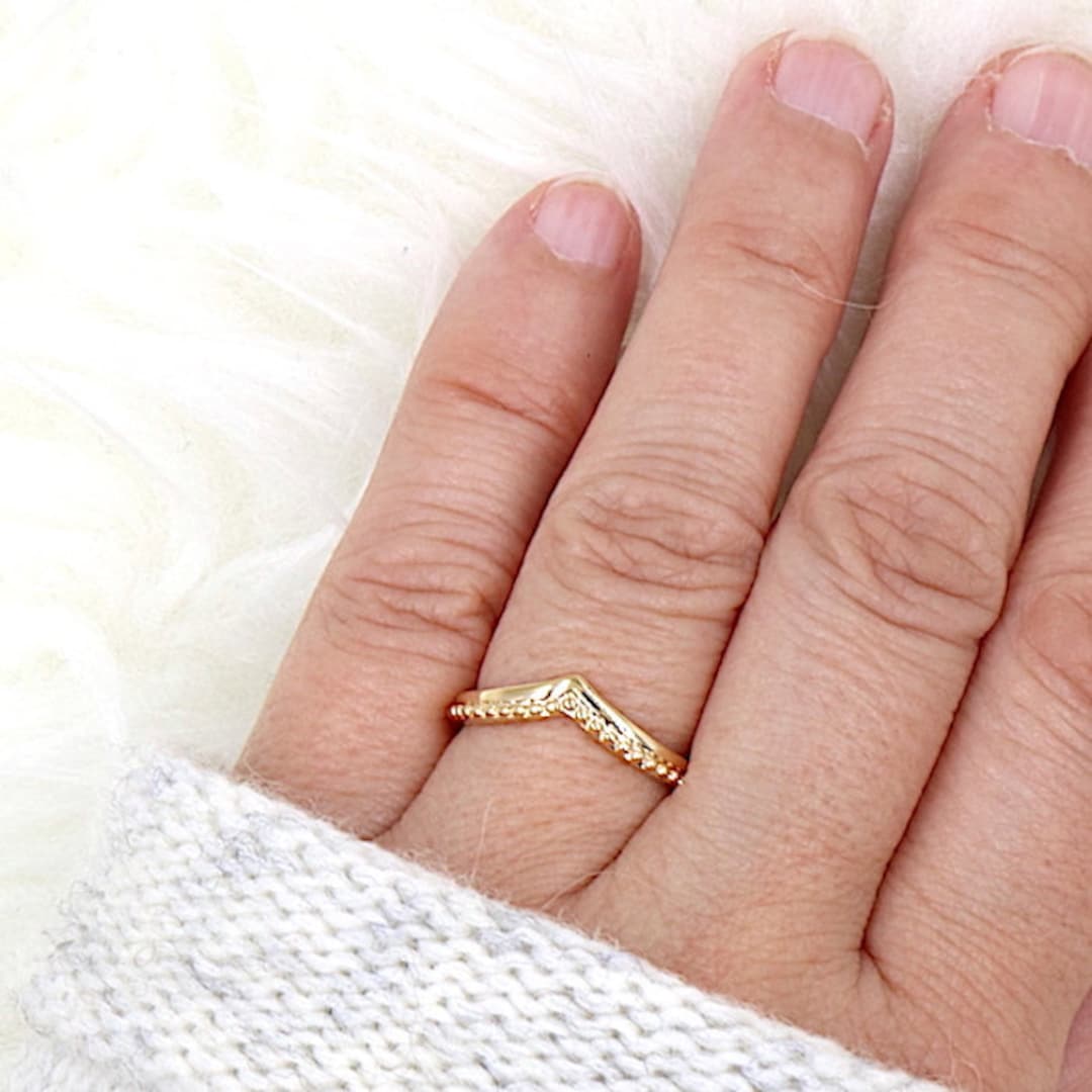 Women's Gold-plated V-shaped Ring, Trendy Gold Ring in Minimalist Style ...