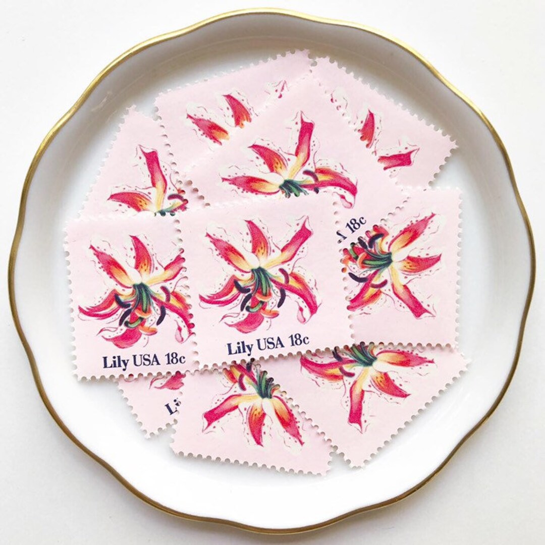 Lily Flower Postage Stamps for Mailing Letters and Wedding - Etsy