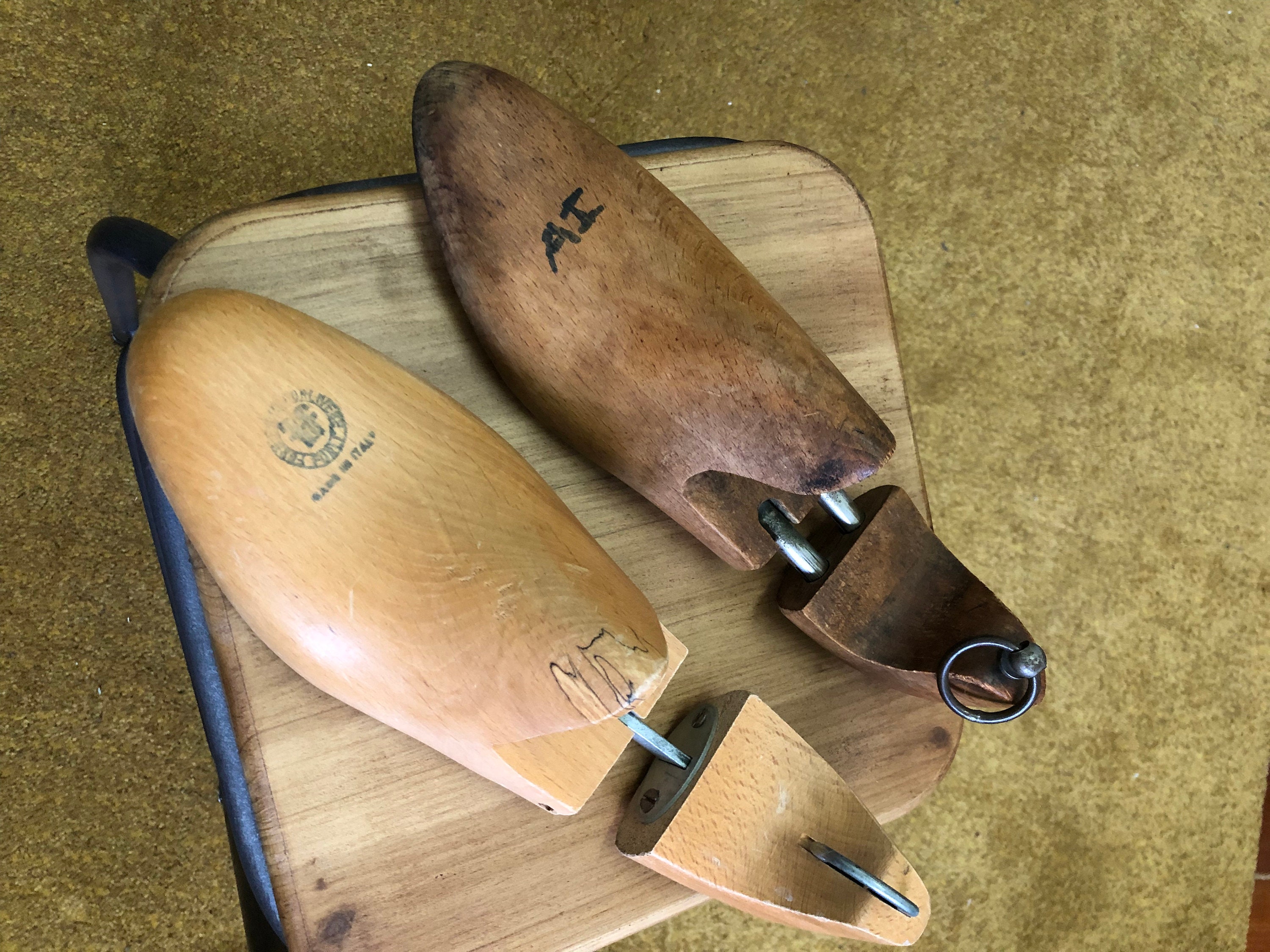 Vintage Pair of Wooden Shoe Trees - Etsy