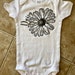 Daisy Bodysuit/daisy Shirt/daisy Baby Outfit - Etsy