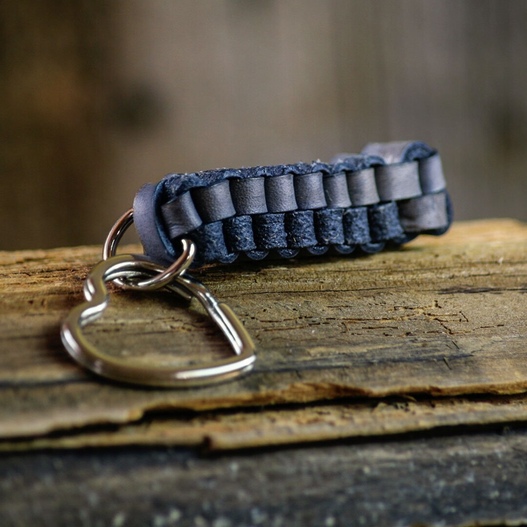Leather Square Braided Heart Ring Key Chain, Key Chains, Handcrafted ...
