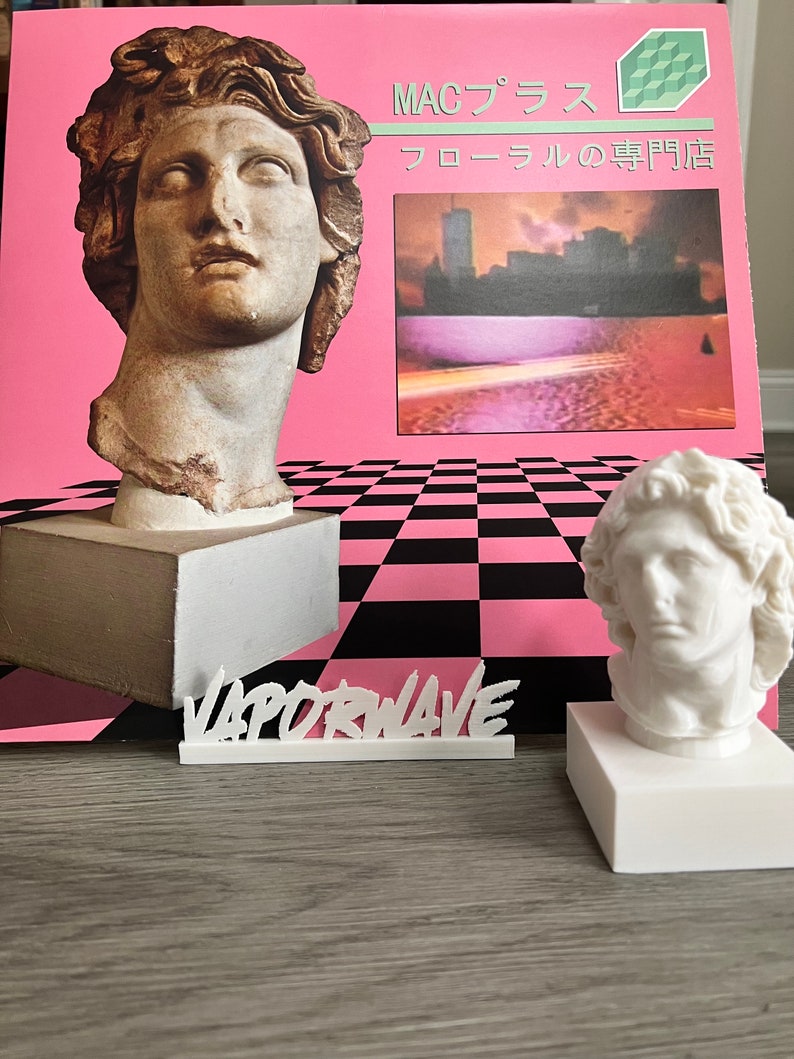 Vaporwave Macintosh Plus リサフランク Floral Shoppe Helios Bust - Etsy