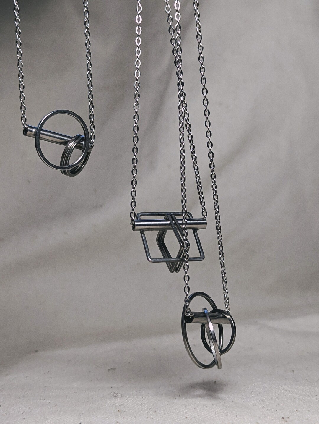Fidget Spinner Necklace, Square Circle Pendant, Kinetic Spinning ...