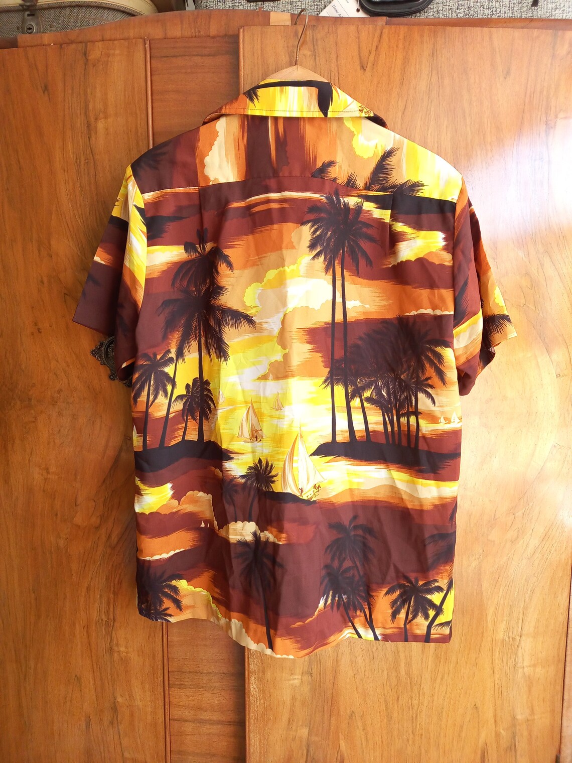 True Vintage 1960s Kai Nani Hawaiian Aloha Shirt Yellow Brown Beach ...