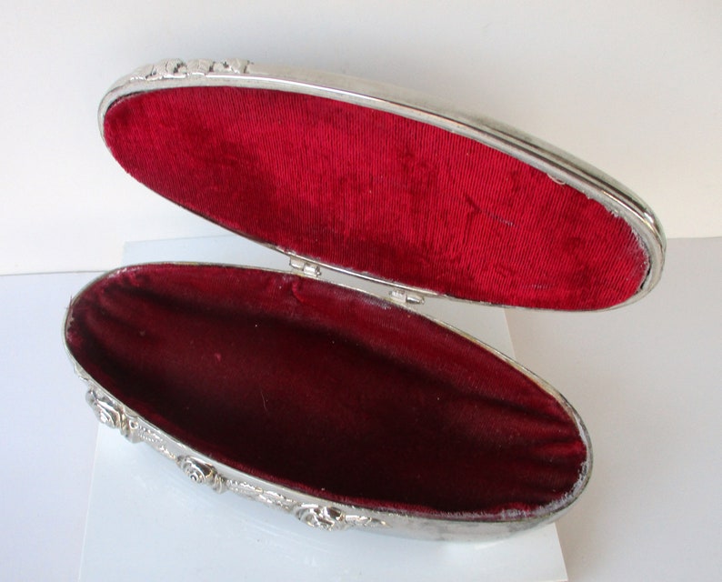 Vintage Silver Plated Oval Trinket Box,embossed Roses,red Velvet Inside ...