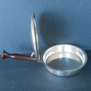 Vintage Sheffield Silver Plated Silent Butler Pan With Wooden Handle ...