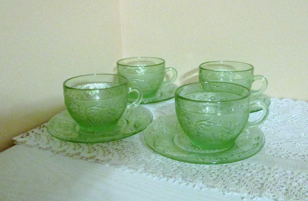 Vintage Set of 4 Green Glass Tea Cups 8 Oz and Saucers,tiara Indiana ...