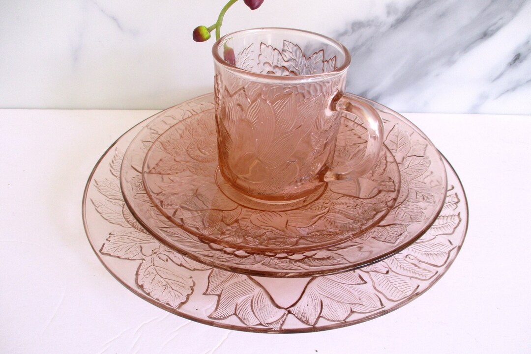 Vintage Light Pink Glass Dinnerware Set of 4,made by KIG Indonesia ...