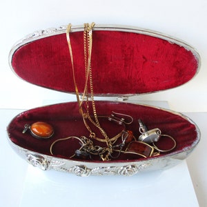 Vintage Silver Plated Oval Trinket Box,embossed Roses,red Velvet Inside ...