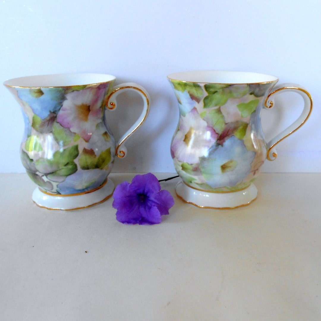 Vintage Set of 2 Nantucket Mugs With Floral Pattern ,gold Trimmed and ...