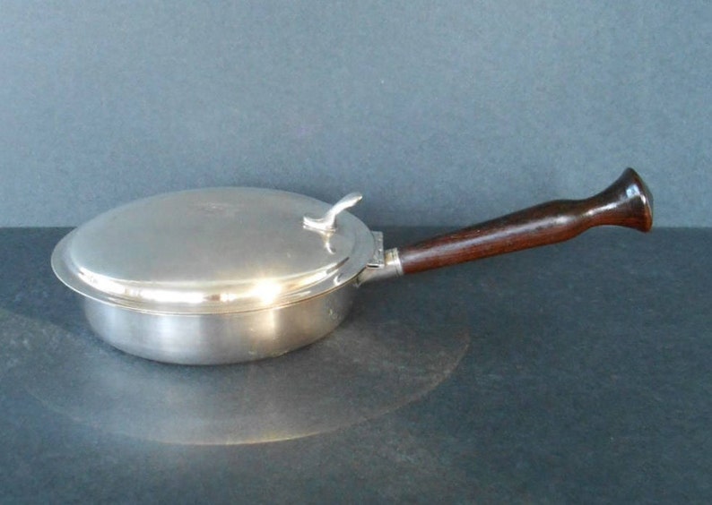 Vintage Sheffield Silver Plated Silent Butler Pan With Wooden Handle ...